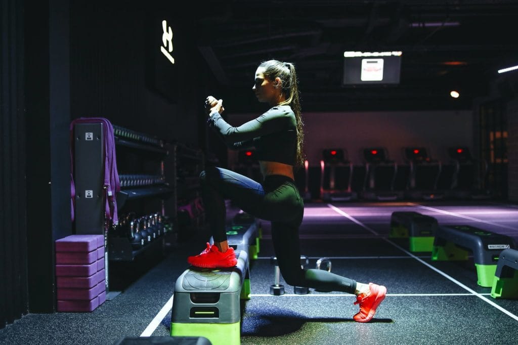 Pulsing Lunges: What Are They Good For? - This Is Why I'm Fit